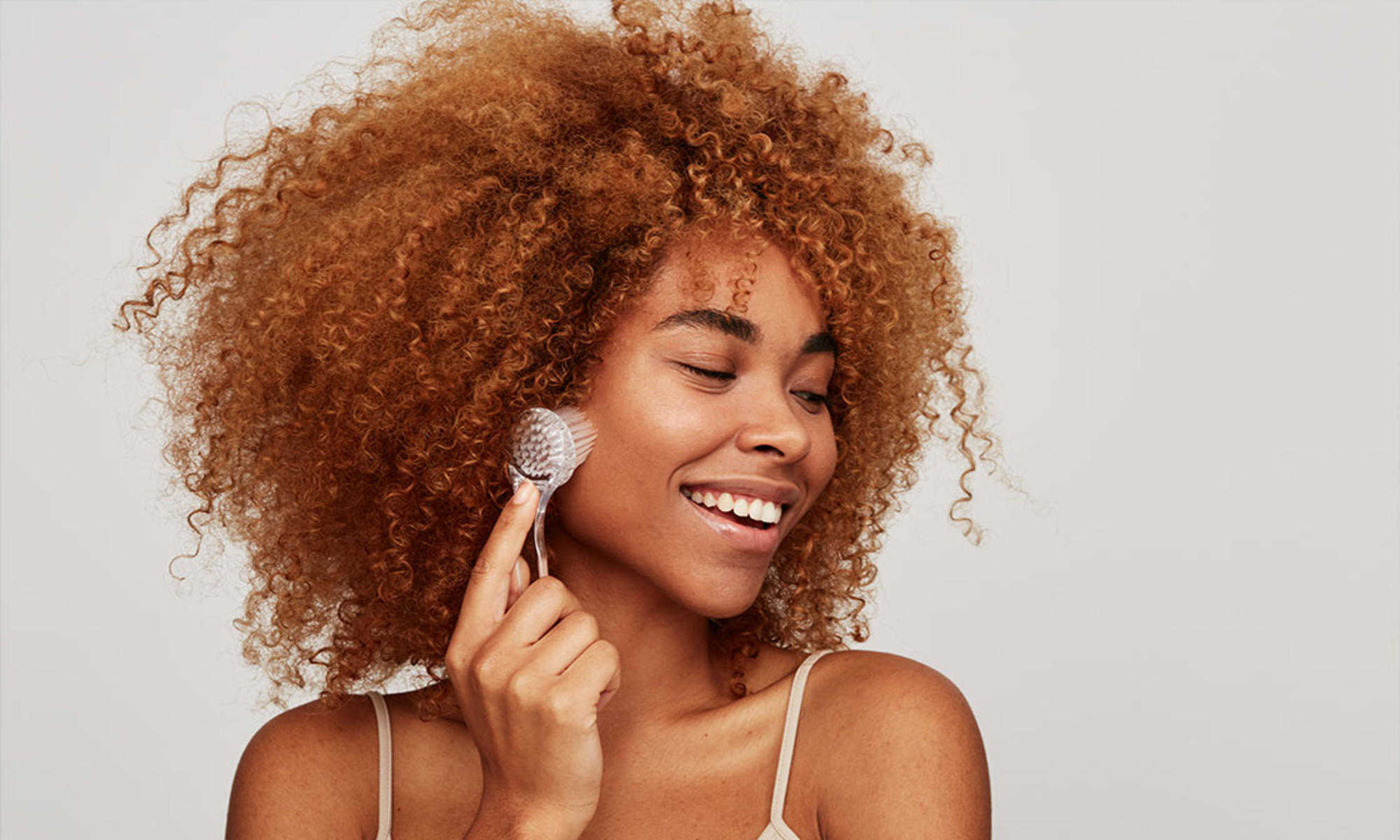 Dead Skin Buildup: Causes + 9 Ways To Safely Remove It