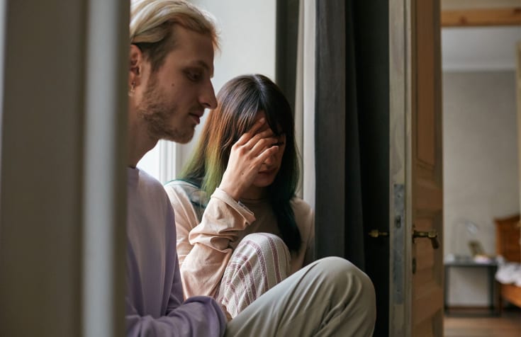 4 Essential Steps To Deal With Jealousy, From A Therapist