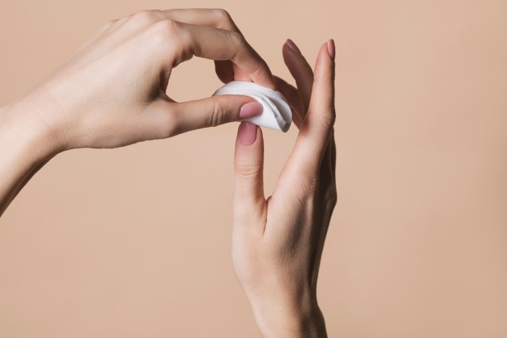 DIY Nail Polish Remover: 4 Ways To Dissolve Varnish At Home