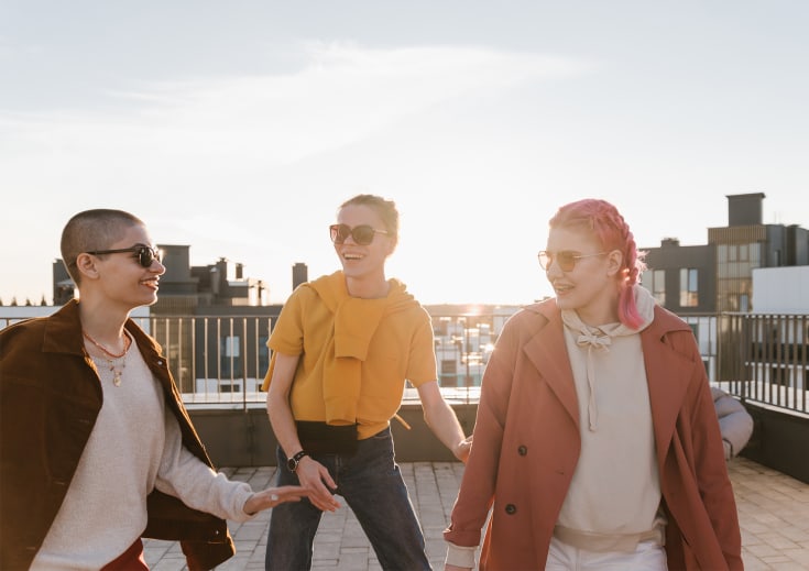 Throuples How They Work Rules And Faqs About 3 Way Relationships