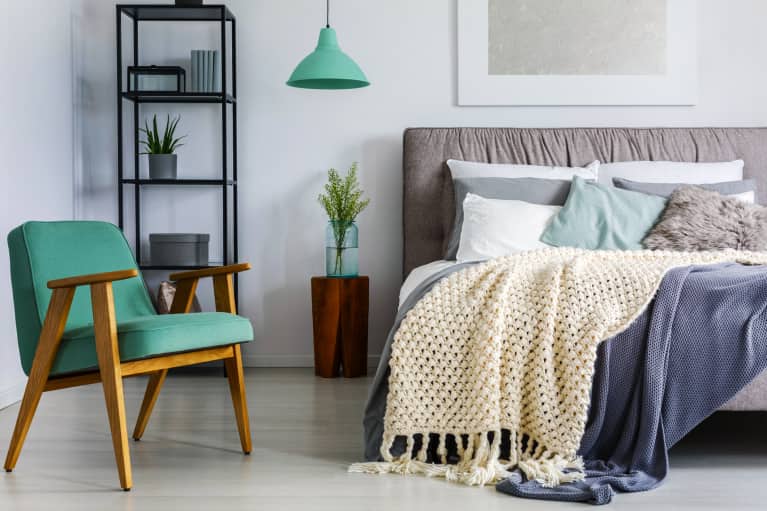 Kundalini Yoga 101: Everything You Wanted To Know - mindbodygreen